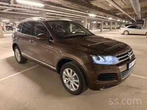 Brūns Volkswagen Touareg 2012 Valmiera, ar dzinēja tilpumu 3.00 L un nobraukumu 367 tūkst. km par 8700 €, foto 8 vietnē AUTOMOTO.COM.LV