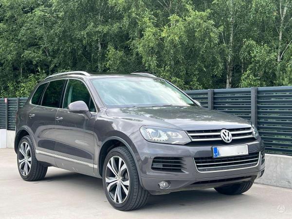 Brūns Volkswagen Touareg 2012 Viļņa, ar dzinēja tilpumu 2.97 L un nobraukumu 302 tūkst. km par 8300 €, foto 3 vietnē AUTOMOTO.COM.LV