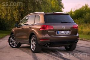 Brūns Volkswagen Touareg 2012 Jelgava, ar dzinēja tilpumu 3.00 L un nobraukumu 255 tūkst. km par 14650 €, foto 6 vietnē AUTOMOTO.COM.LV
