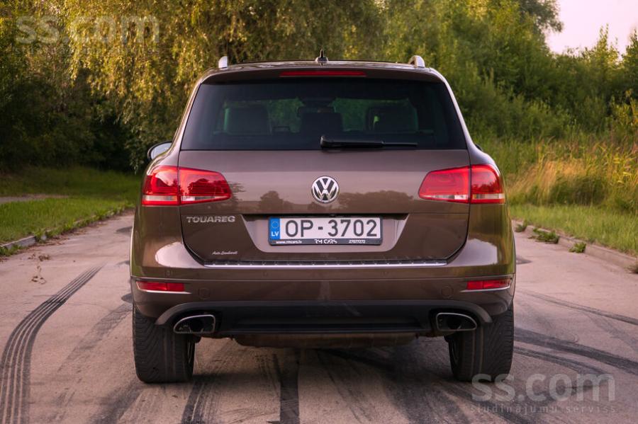 Brūns Volkswagen Touareg 2012 Jelgava, ar dzinēja tilpumu 3.00 L un nobraukumu 255 tūkst. km par 14650 €, foto 7 vietnē AUTOMOTO.COM.LV