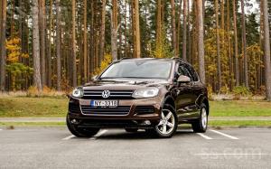 Brūns Volkswagen Touareg 2013 Rīga, ar dzinēja tilpumu 3.00 L un nobraukumu 346 tūkst. km par 7500 €, foto 1 vietnē AUTOMOTO.COM.LV