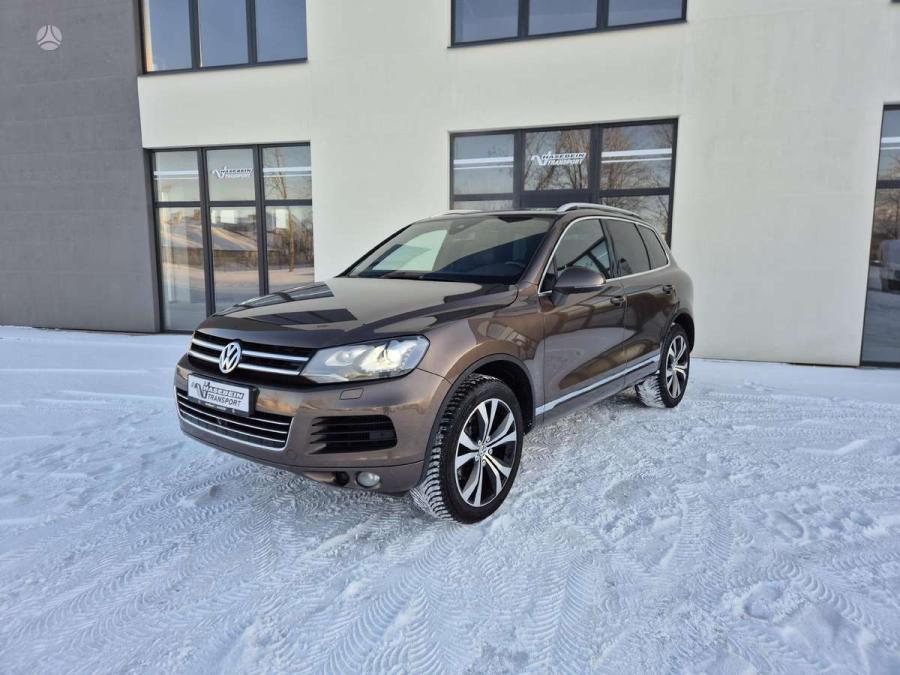 Brūns Volkswagen Touareg 2013 Marijampole, ar dzinēja tilpumu 2.97 L un nobraukumu 216 tūkst. km par 14500 €, foto 1 vietnē AUTOMOTO.COM.LV