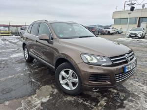 Brūns Volkswagen Touareg 2014 Viļņa, ar dzinēja tilpumu 2.97 L un nobraukumu 190 tūkst. km par 13500 €, foto  vietnē AUTOMOTO.COM.LV