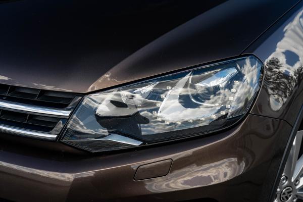Brūns Volkswagen Touareg 2014 Rīga, ar dzinēja tilpumu 3.00 L un nobraukumu 265 tūkst. km par 13990 €, foto 2 vietnē AUTOMOTO.COM.LV