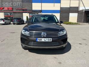 Brūns Volkswagen Touareg 2015 Tukums, ar dzinēja tilpumu 3.00 L un nobraukumu 172 tūkst. km par 18800 €, foto 1 vietnē AUTOMOTO.COM.LV