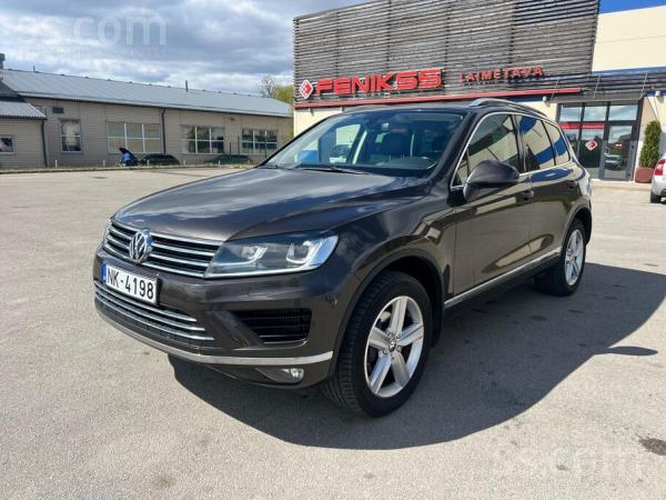Brūns Volkswagen Touareg 2015 Tukums, ar dzinēja tilpumu 3.00 L un nobraukumu 172 tūkst. km par 18800 €, foto 2 vietnē AUTOMOTO.COM.LV