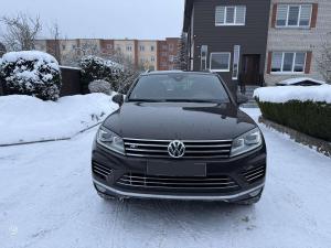 Brown Volkswagen Touareg 2015 in Kaunas, with an engine capacity of 2.97 L and mileage of 169 thousand km for 17700 €, photo 6 on AUTOMOTO.COM.LV