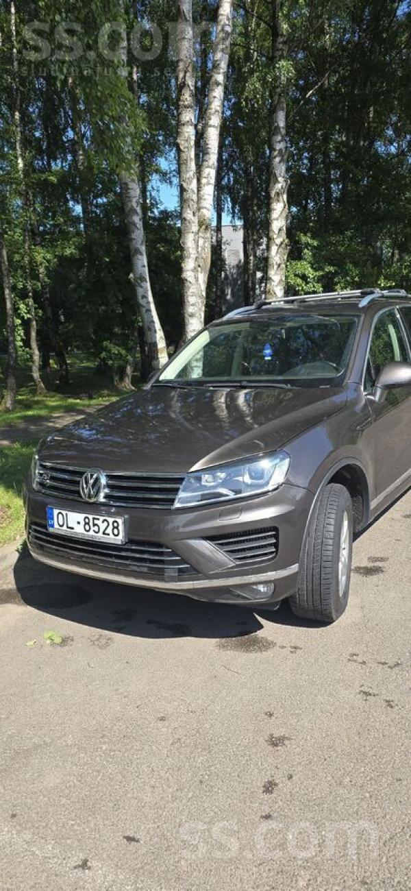 Brūns Volkswagen Touareg 2015 Rīga, ar dzinēja tilpumu 3.00 L un nobraukumu 204 tūkst. km par 12300 €, foto 1 vietnē AUTOMOTO.COM.LV