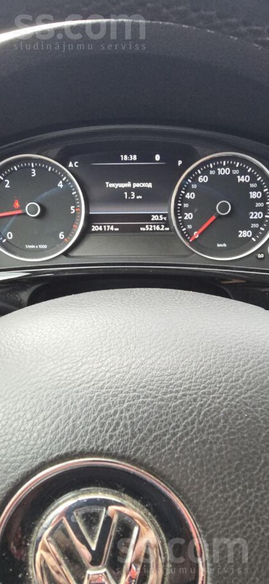 Коричневый Фольксваген Туарег 2015 в Рига, объемом двигателя 3.00 л и пробегом 204 тыс. км за 12300 €, фото 11 на AUTOMOTO.COM.LV