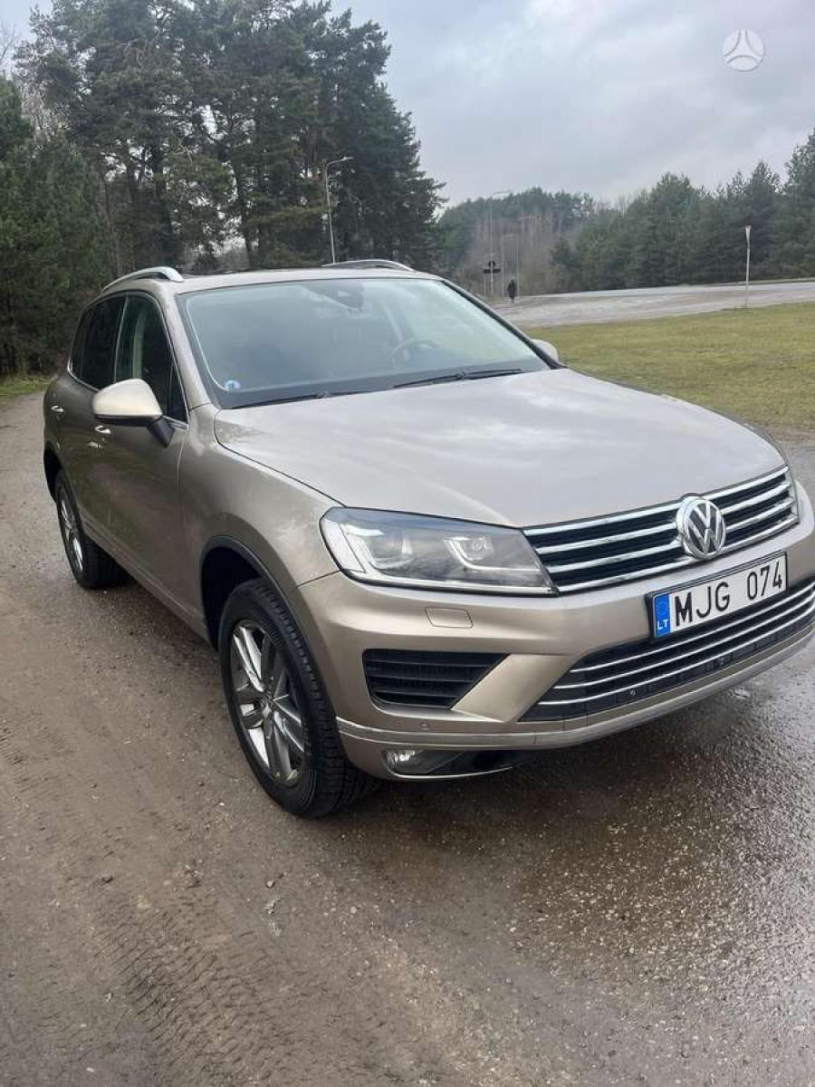 Brūns Volkswagen Touareg 2016 Viļņa, ar dzinēja tilpumu 3.00 L un nobraukumu 206 tūkst. km par 16700 €, foto 8 vietnē AUTOMOTO.COM.LV