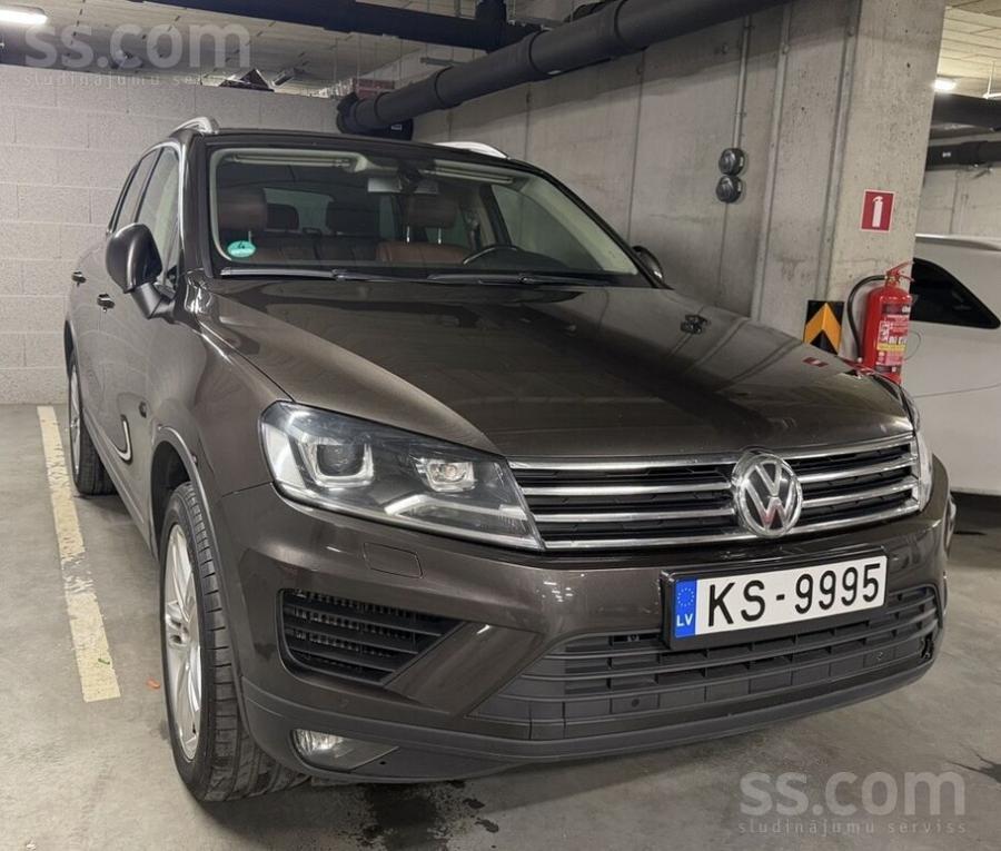 Brūns Volkswagen Touareg 2016 Rīga, ar dzinēja tilpumu 3.00 L un nobraukumu 266 tūkst. km par 14500 €, foto 3 vietnē AUTOMOTO.COM.LV