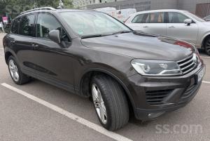 Brūns Volkswagen Touareg 2016 Rīga, ar dzinēja tilpumu 3.00 L un nobraukumu 266 tūkst. km par 14500 €, foto 6 vietnē AUTOMOTO.COM.LV