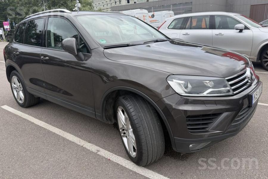 Brūns Volkswagen Touareg 2016 Rīga, ar dzinēja tilpumu 3.00 L un nobraukumu 266 tūkst. km par 14500 €, foto 6 vietnē AUTOMOTO.COM.LV