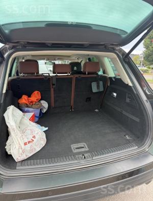 Brūns Volkswagen Touareg 2016 Rīga, ar dzinēja tilpumu 3.00 L un nobraukumu 266 tūkst. km par 14500 €, foto 21 vietnē AUTOMOTO.COM.LV