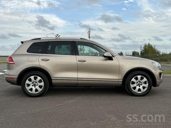 Brūns Volkswagen Touareg 2017 Liepāja, ar dzinēja tilpumu 3.00 L un nobraukumu 345 tūkst. km par 12900 €, foto 6 vietnē AUTOMOTO.COM.LV