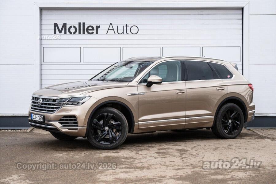 Brown Volkswagen Touareg 2018 in Riga, with an engine capacity of 3.00 L and mileage of 194 thousand km for 31500 €, photo 1 on AUTOMOTO.COM.LV