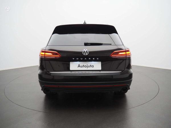 Brūns Volkswagen Touareg 2019 Viļņa, ar dzinēja tilpumu 2.97 L un nobraukumu 184 tūkst. km par 28500 €, foto 5 vietnē AUTOMOTO.COM.LV