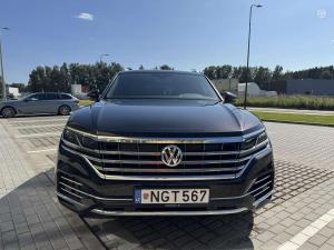 Brūns Volkswagen Touareg 2019 Viļņa, ar dzinēja tilpumu 3.00 L un nobraukumu 151 tūkst. km par 33500 €, foto 7 vietnē AUTOMOTO.COM.LV