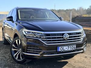 Brown Volkswagen Touareg 2019 in Riga, with an engine capacity of 3.00 L and mileage of 0 thousand km for 22995 €, photo  on AUTOMOTO.COM.LV