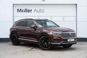 Brūns Volkswagen Touareg 2022 Rīga, ar dzinēja tilpumu 3.00 L un nobraukumu 75 tūkst. km par 43750 €, foto 3 vietnē AUTOMOTO.COM.LV