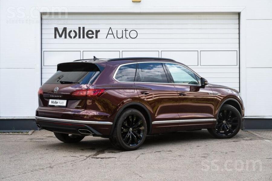 Brūns Volkswagen Touareg 2022 Rīga, ar dzinēja tilpumu 3.00 L un nobraukumu 75 tūkst. km par 43750 €, foto 4 vietnē AUTOMOTO.COM.LV