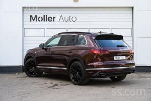 Brūns Volkswagen Touareg 2022 Rīga, ar dzinēja tilpumu 3.00 L un nobraukumu 75 tūkst. km par 43750 €, foto 5 vietnē AUTOMOTO.COM.LV