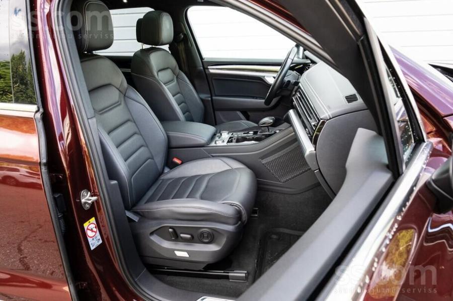 Brūns Volkswagen Touareg 2022 Rīga, ar dzinēja tilpumu 3.00 L un nobraukumu 75 tūkst. km par 43750 €, foto 8 vietnē AUTOMOTO.COM.LV