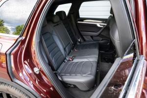 Brūns Volkswagen Touareg 2022 Rīga, ar dzinēja tilpumu 3.00 L un nobraukumu 75 tūkst. km par 43750 €, foto 9 vietnē AUTOMOTO.COM.LV