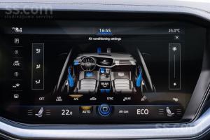 Brūns Volkswagen Touareg 2022 Rīga, ar dzinēja tilpumu 3.00 L un nobraukumu 75 tūkst. km par 43750 €, foto 15 vietnē AUTOMOTO.COM.LV