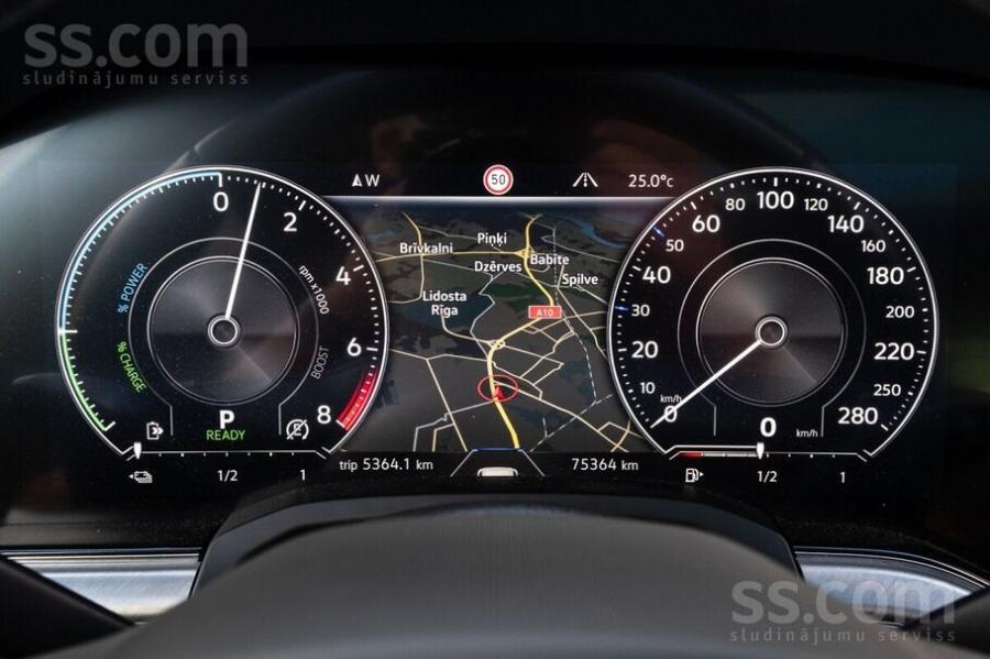 Brūns Volkswagen Touareg 2022 Rīga, ar dzinēja tilpumu 3.00 L un nobraukumu 75 tūkst. km par 43750 €, foto 29 vietnē AUTOMOTO.COM.LV