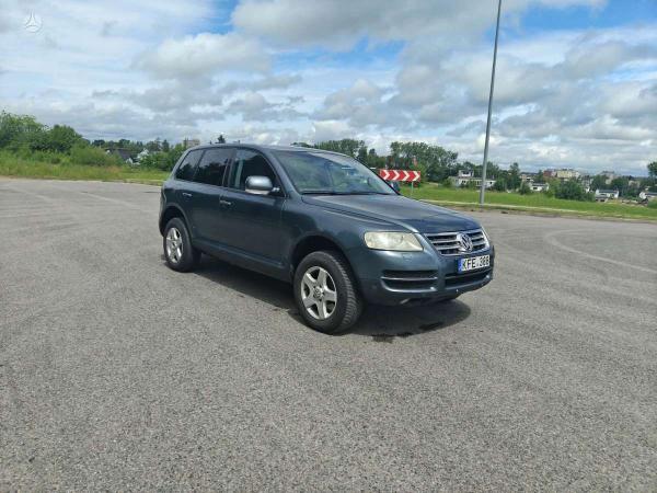 Volkswagen Touareg 2003 in Alytus, with an engine capacity of 3.19 L and mileage of 258 thousand km for 2700 €, photo 3 on AUTOMOTO.COM.LV