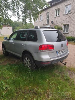 Volkswagen Touareg 2004 Ventspils, ar dzinēja tilpumu 2.50 L un nobraukumu 259 tūkst. km par 1500 €, foto 4 vietnē AUTOMOTO.COM.LV
