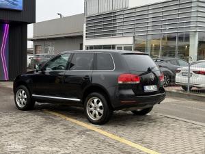 Volkswagen Touareg 2004 in Siauliai, with an engine capacity of 2.50 L and mileage of 360 thousand km for 2050 €, photo 6 on AUTOMOTO.COM.LV