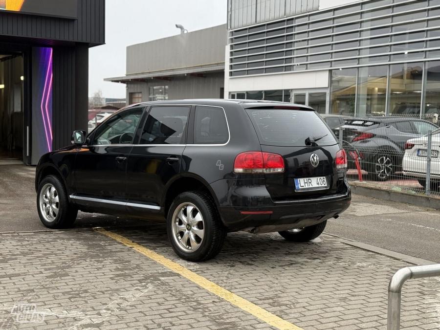 Volkswagen Touareg 2004 in Siauliai, with an engine capacity of 2.50 L and mileage of 360 thousand km for 1950 €, photo 6 on AUTOMOTO.COM.LV