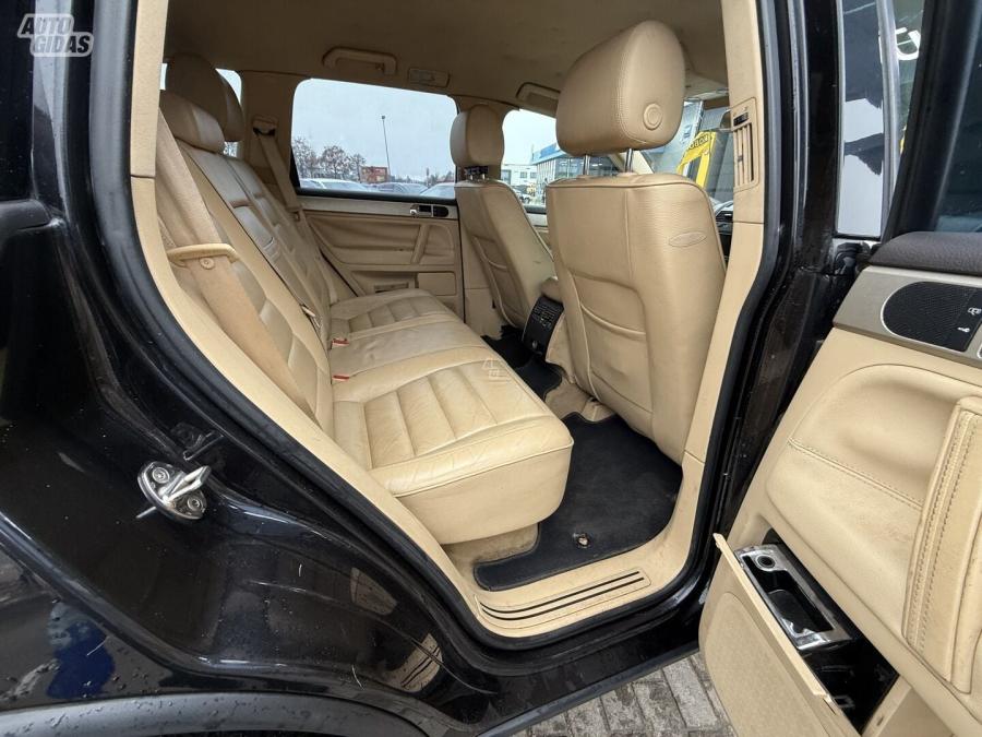 Volkswagen Touareg 2004 Šauļi, ar dzinēja tilpumu 2.50 L un nobraukumu 360 tūkst. km par 1850 €, foto 11 vietnē AUTOMOTO.COM.LV