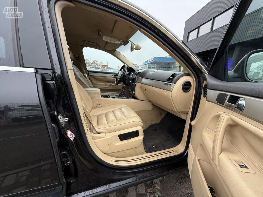 Volkswagen Touareg 2004 Šauļi, ar dzinēja tilpumu 2.50 L un nobraukumu 360 tūkst. km par 1850 €, foto 10 vietnē AUTOMOTO.COM.LV