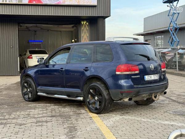 Volkswagen Touareg 2004 in Siauliai, with an engine capacity of 2.50 L and mileage of 336 thousand km for 1350 €, photo 5 on AUTOMOTO.COM.LV