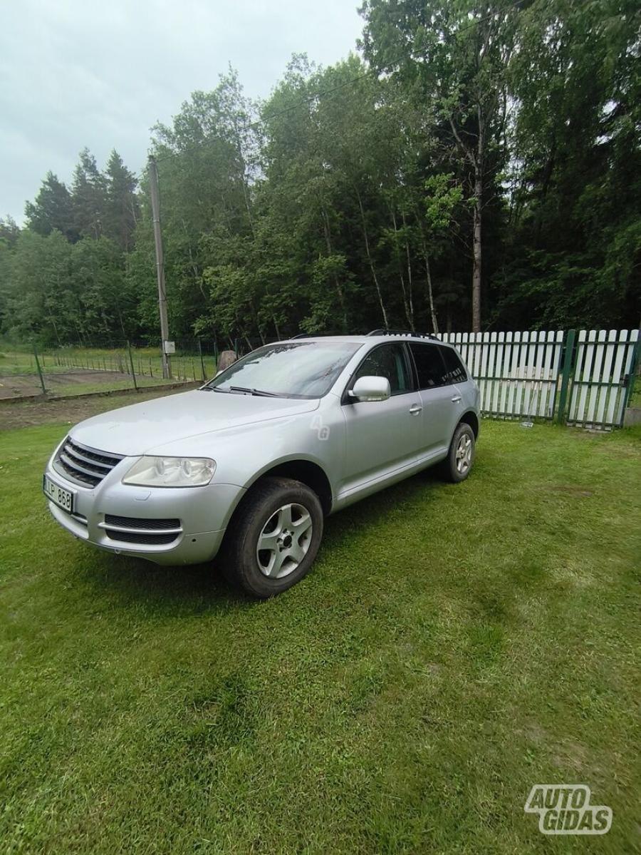 Volkswagen Touareg 2004 Viļņa, ar dzinēja tilpumu 2.50 L un nobraukumu 280 tūkst. km par 1650 €, foto 3 vietnē AUTOMOTO.COM.LV