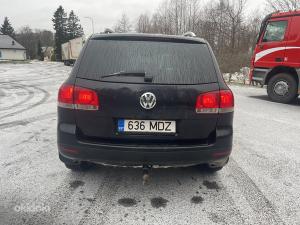 Volkswagen Touareg 2004 in Tallinn, with an engine capacity of 2.50 L and mileage of 387 thousand km for 1700 €, photo 3 on AUTOMOTO.COM.LV