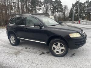 Volkswagen Touareg 2004 in Tallinn, with an engine capacity of 2.50 L and mileage of 387 thousand km for 1700 €, photo 19 on AUTOMOTO.COM.LV