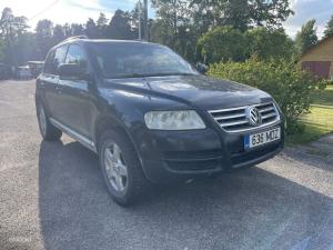 Volkswagen Touareg 2004 in Tallinn, with an engine capacity of 2.50 L and mileage of 387 thousand km for 1700 €, photo 20 on AUTOMOTO.COM.LV