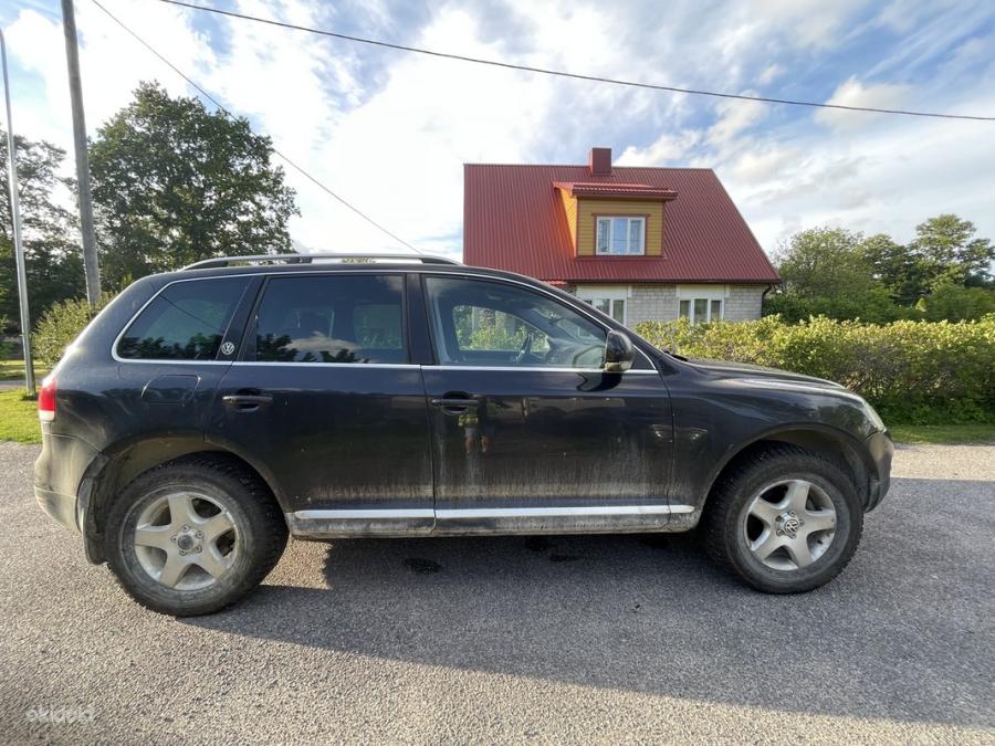 Volkswagen Touareg 2004 in Tallinn, with an engine capacity of 2.50 L and mileage of 387 thousand km for 1700 €, photo 24 on AUTOMOTO.COM.LV