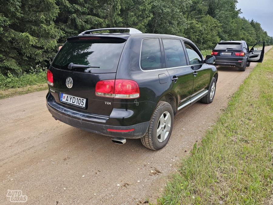 Volkswagen Touareg 2004 in Kaunas, with an engine capacity of 2.50 L and mileage of 258 thousand km for 2200 €, photo 8 on AUTOMOTO.COM.LV