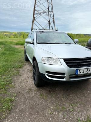 Volkswagen Touareg 2005 in Daugavpils, with an engine capacity of 2.50 L and mileage of 293 thousand km for 3300 €, photo 3 on AUTOMOTO.COM.LV
