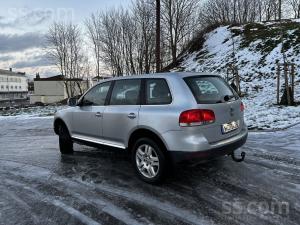 Volkswagen Touareg 2005 in Rezekne, with an engine capacity of 3.00 L and mileage of 345 thousand km for 3400 €, photo 2 on AUTOMOTO.COM.LV