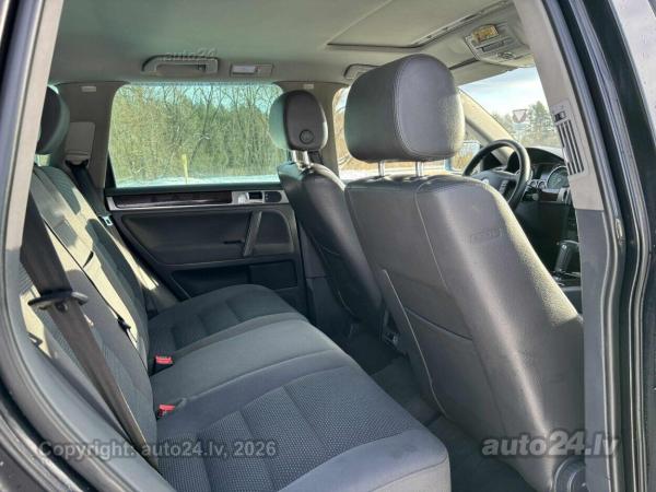 Volkswagen Touareg 2005 Narva, ar dzinēja tilpumu 2.50 L un nobraukumu 314 tūkst. km par 3200 €, foto 6 vietnē AUTOMOTO.COM.LV