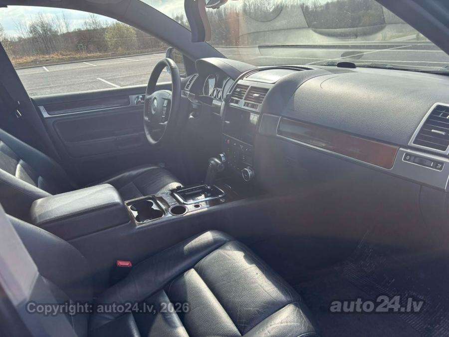 Volkswagen Touareg 2005 Narva, ar dzinēja tilpumu 2.50 L un nobraukumu 310 tūkst. km par 3200 €, foto 6 vietnē AUTOMOTO.COM.LV