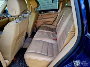 Volkswagen Touareg 2005 in Kaisiadorys, with an engine capacity of 2.50 L and mileage of 380 thousand km for 2550 €, photo 8 on AUTOMOTO.COM.LV