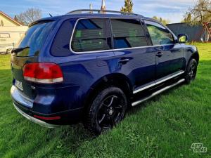 Volkswagen Touareg 2005 Kaišiadorys, ar dzinēja tilpumu 2.50 L un nobraukumu 380 tūkst. km par 2500 €, foto  vietnē AUTOMOTO.COM.LV