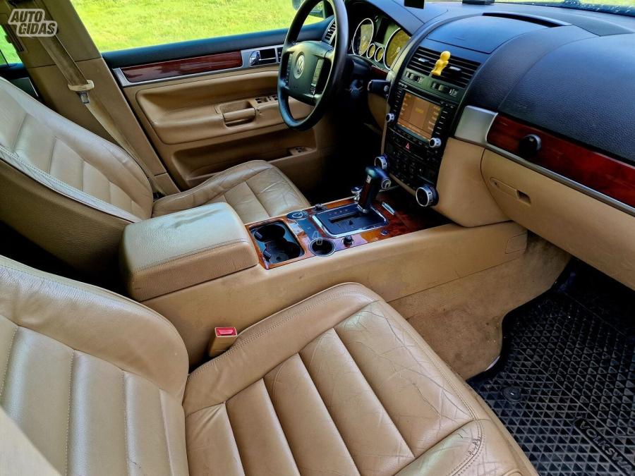 Volkswagen Touareg 2005 Kaišiadorys, ar dzinēja tilpumu 2.50 L un nobraukumu 380 tūkst. km par 2500 €, foto 7 vietnē AUTOMOTO.COM.LV